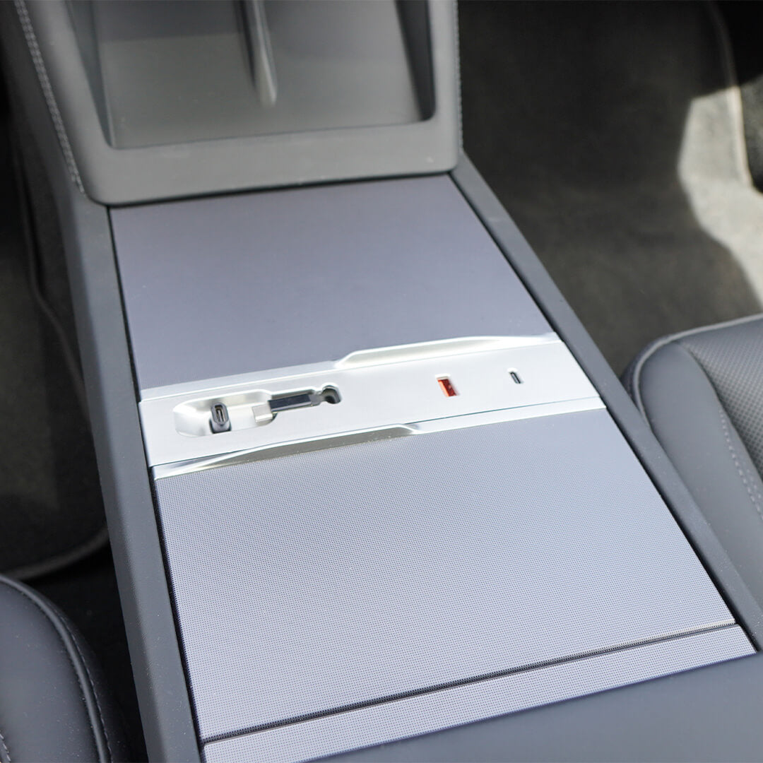 USB Hub for 2024 Tesla Model 3 – Tesla Ausstatter